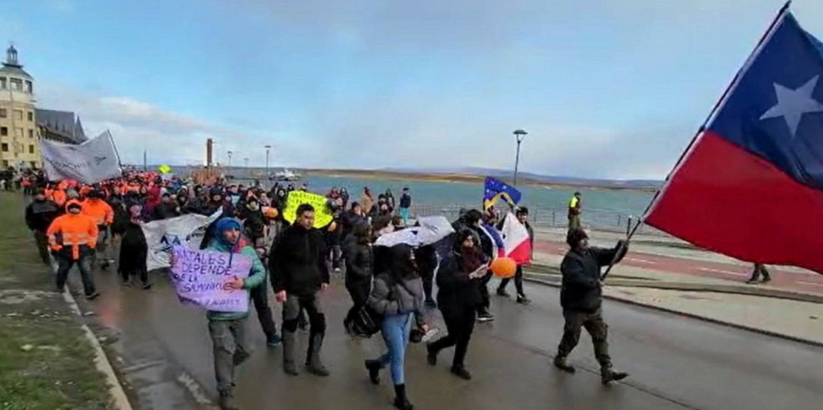 Chile government calls urgent meeting with salmon farming executives ...