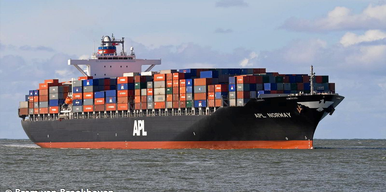 Regional Container Lines takes boxship spending to $90m with fourth buy ...