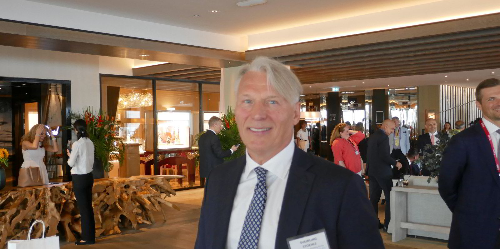 Angelicoussis sets sights on LNG-fuelled capesize newbuildings | TradeWinds