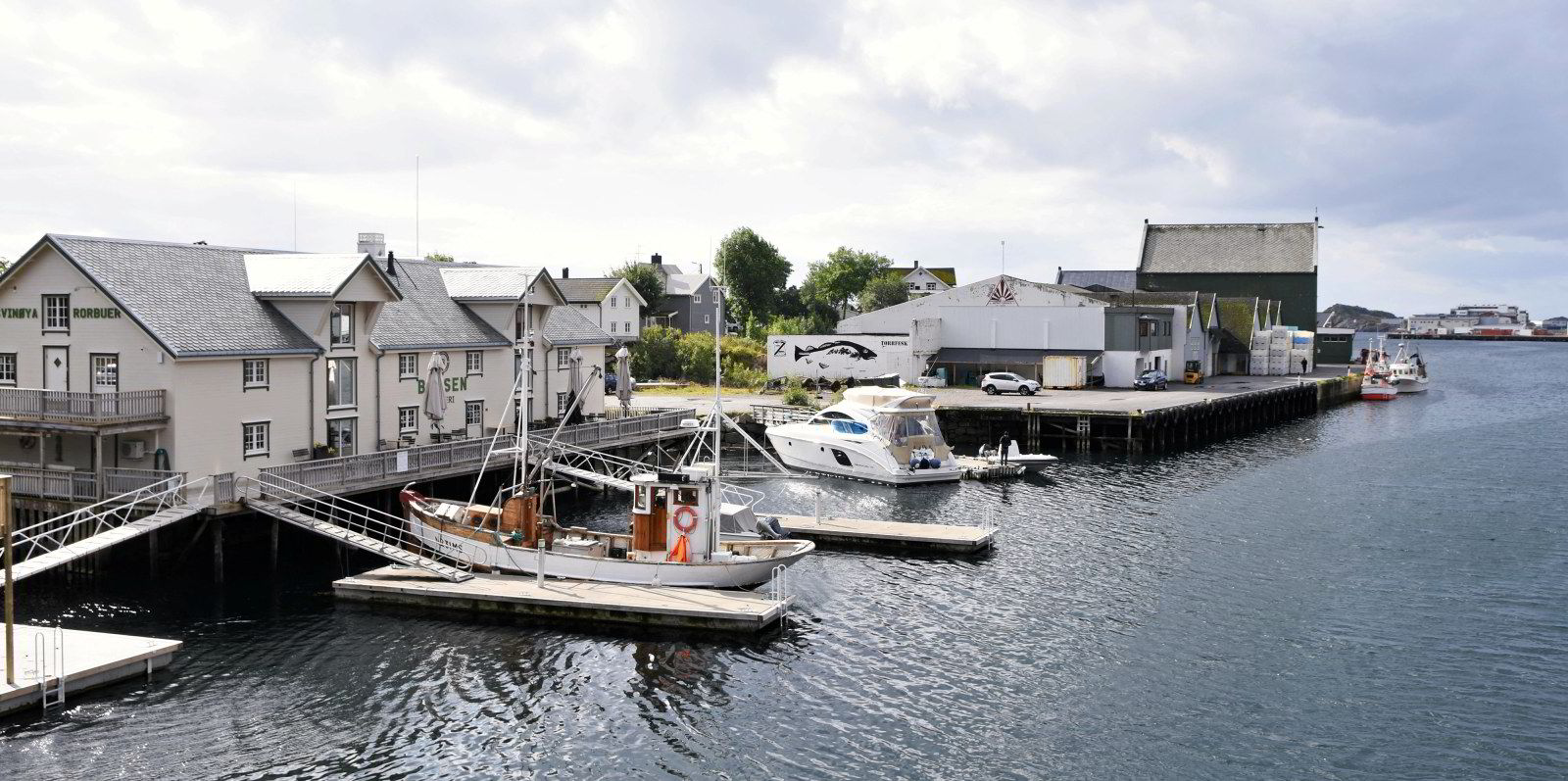 John Berg (81) er femte generasjon fiskekjøper: – Jeg får si som kongen ...