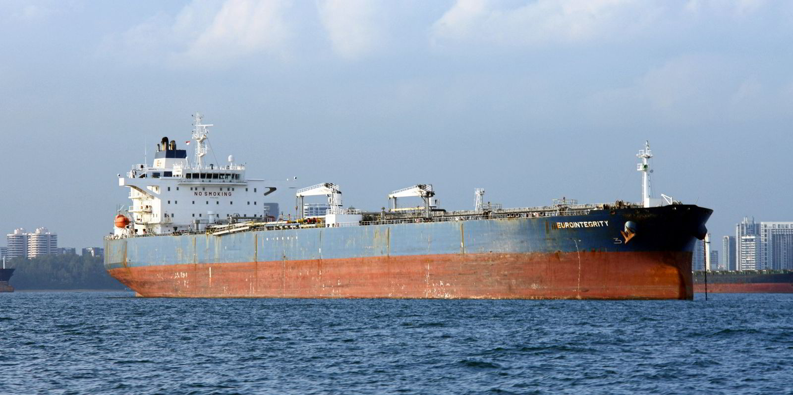 ‘On a knife edge’: Gibsons tracks tanker market mutations as sector ...